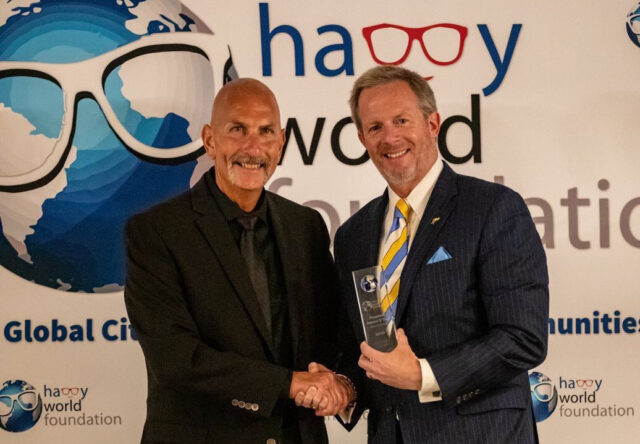College, President Receive Global Citizen Award | Austin College Magazine